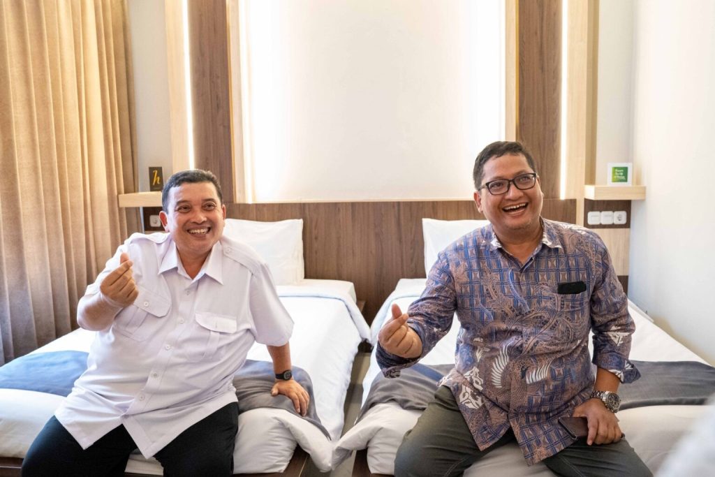 Rektor UNDIP Resmikan Fasilitas Akomodasi di Teluk Awur ; Dorong ...