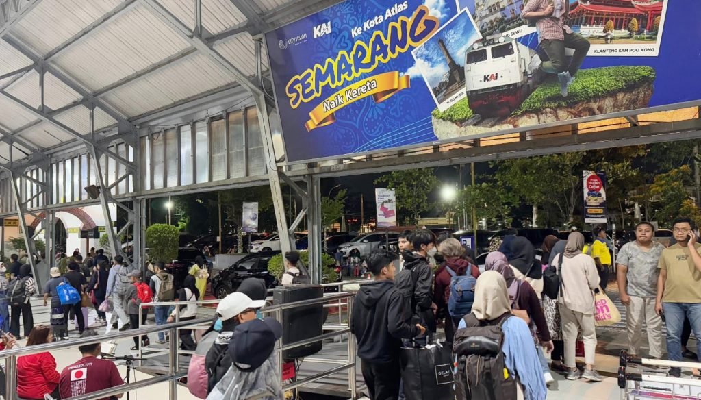 KAI Daop 4 Semarang Berangkatkan 25 Ribu Penumpang di Awal Tahun 2025 ...