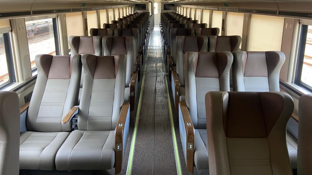 KAI Daop 4 Semarang Luncurkan Kereta Eksekutif Modern, Nyaman & Elegan ...